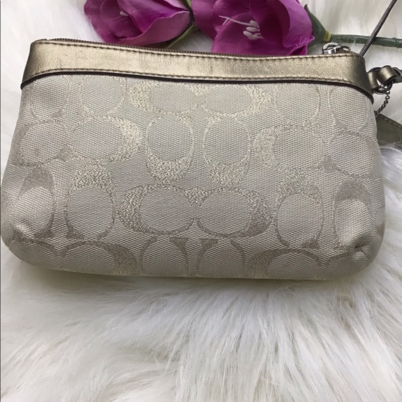 Coach | Bags | Coach Signature Wristlet | Poshmark